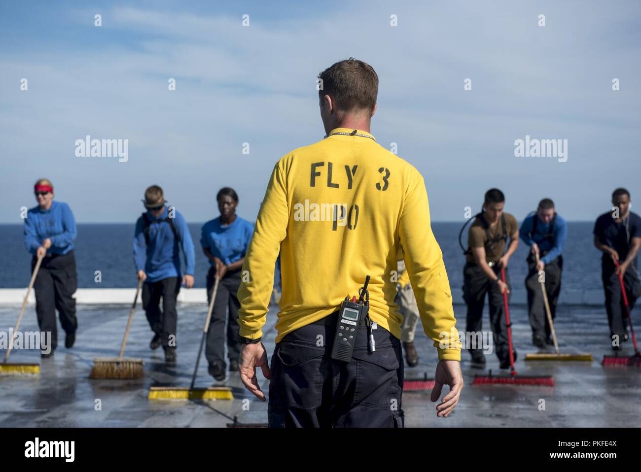 ATLANTIC OCEAN (Aug. 10, 2018) Aviation Boatswain's Mate 1st Class ...