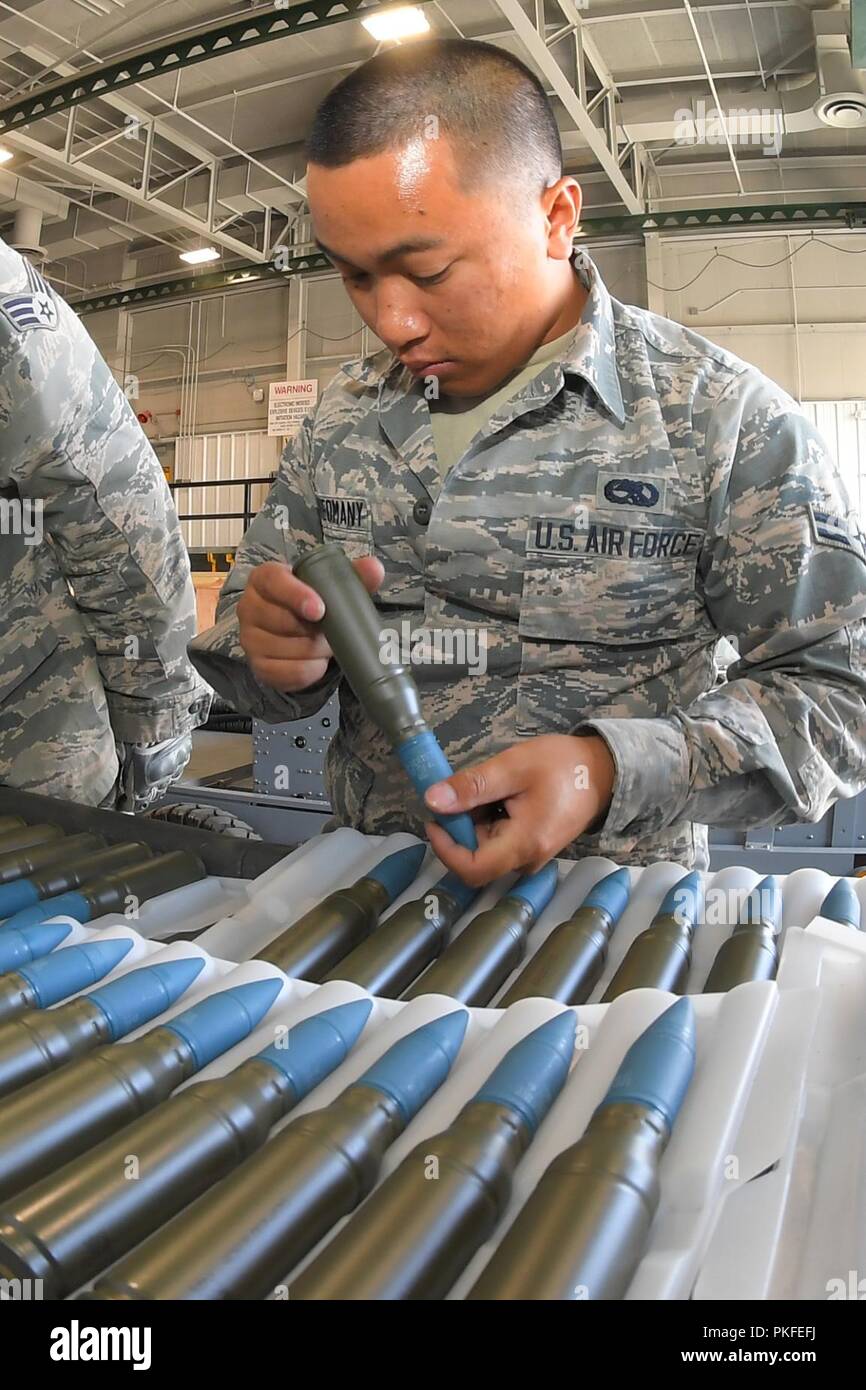 Airman magazines hi-res stock photography and images - Alamy