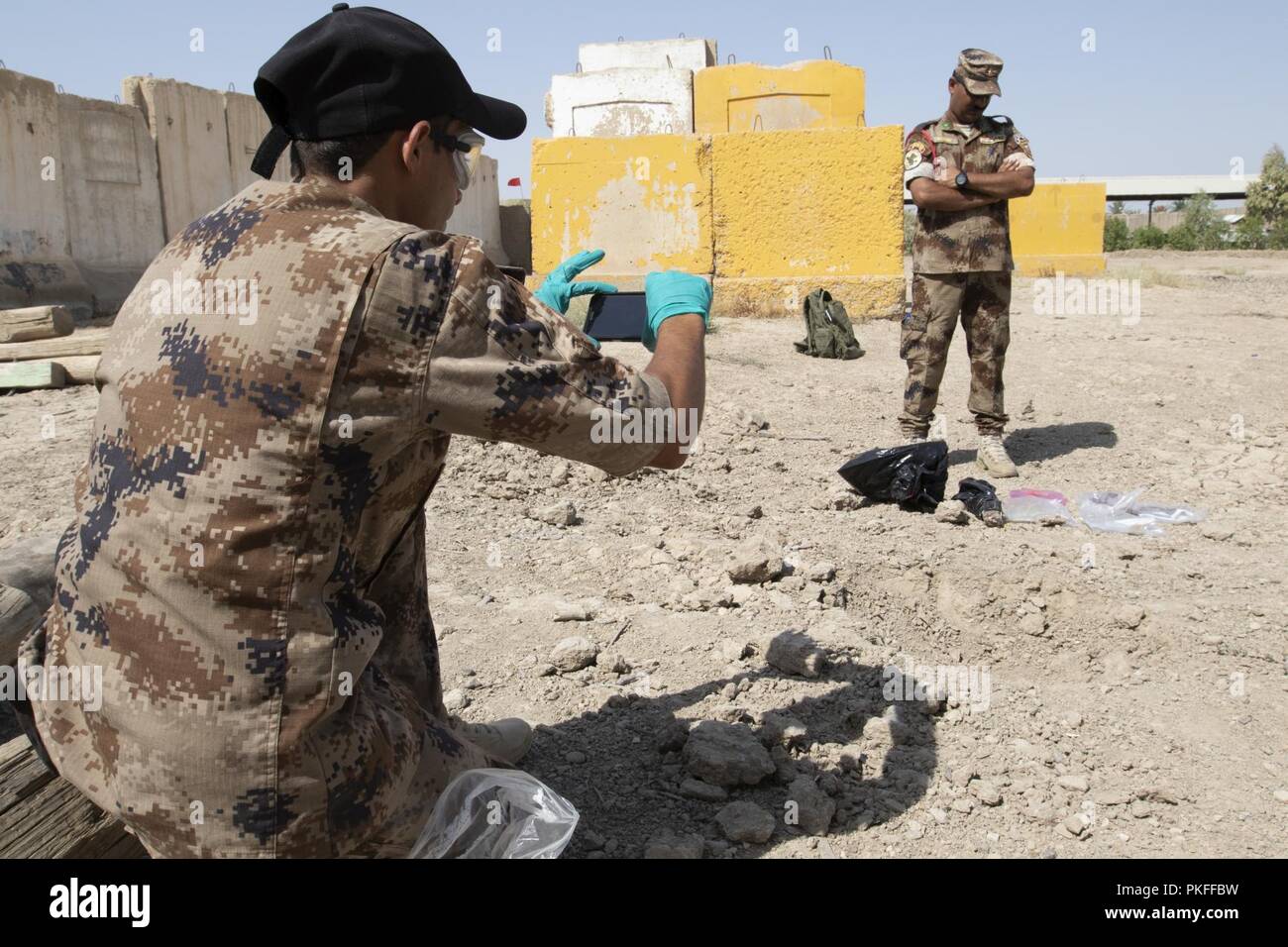 Iraqi eod hi-res stock photography and images - Alamy