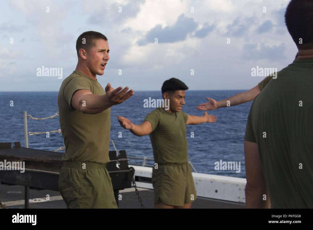 Expeditionary warfare training group pacific hi-res stock photography ...