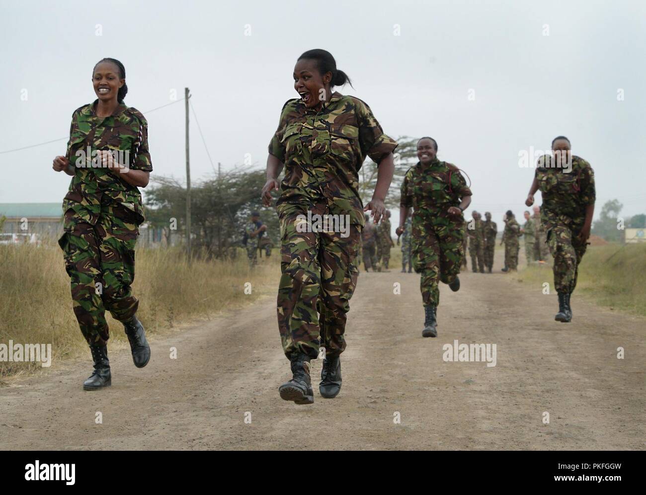Kenya defense forces hi-res stock photography and images - Alamy