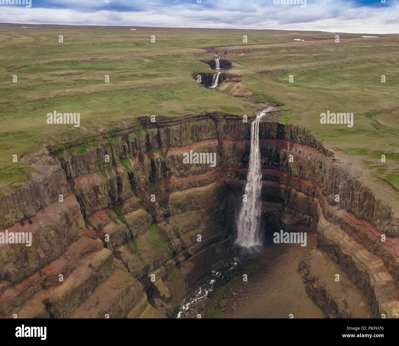 420 feet hi-res stock photography and images - Alamy