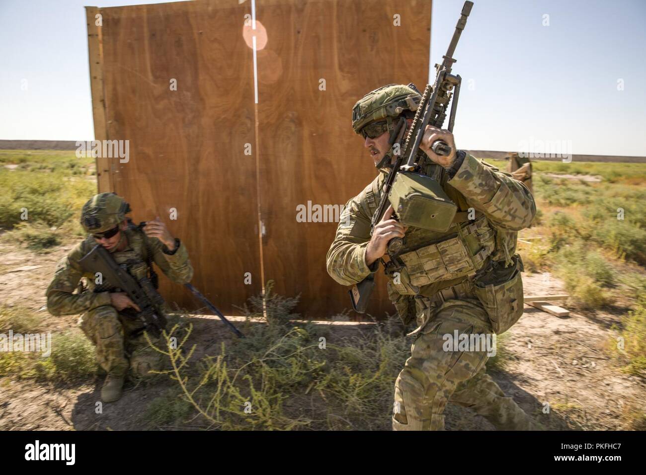 Quick reaction forces hi-res stock photography and images - Alamy