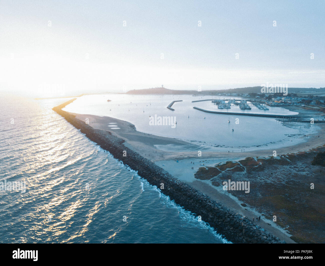 Docking down hi-res stock photography and images - Alamy