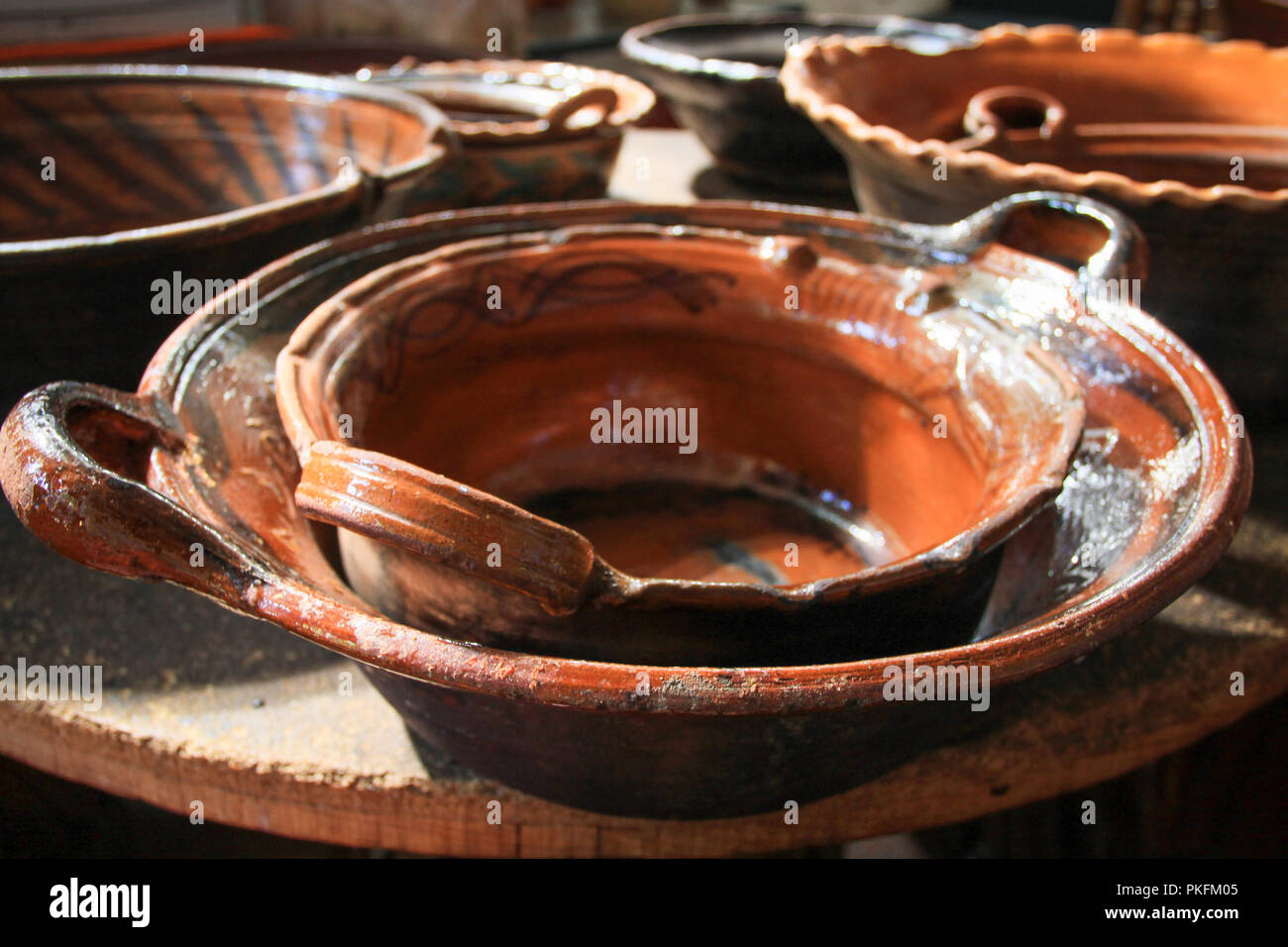 Clay cooking pots hi-res stock photography and images - Alamy