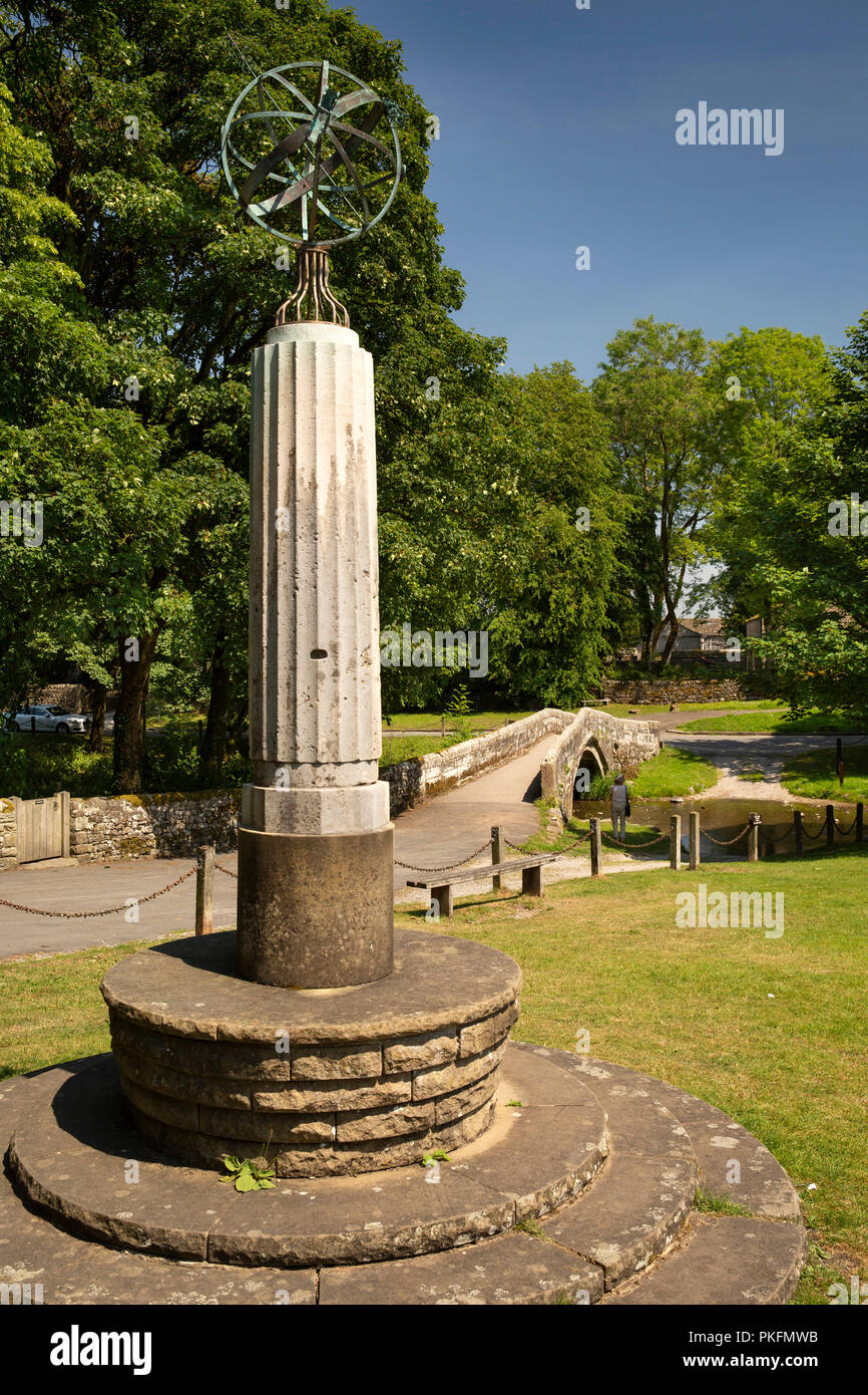 UK, Yorkshire, Wharfedale, Linton in Craven, 1949 ‘Loveliest Village ...