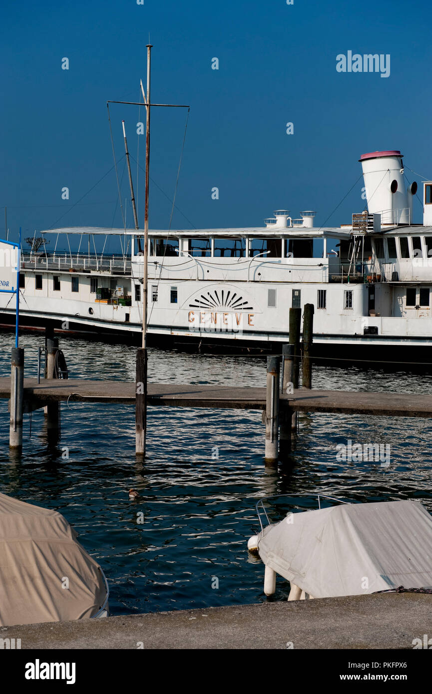 Impressions of the port in Geneva (Switzerland, 16/04/2010 Stock Photo ...