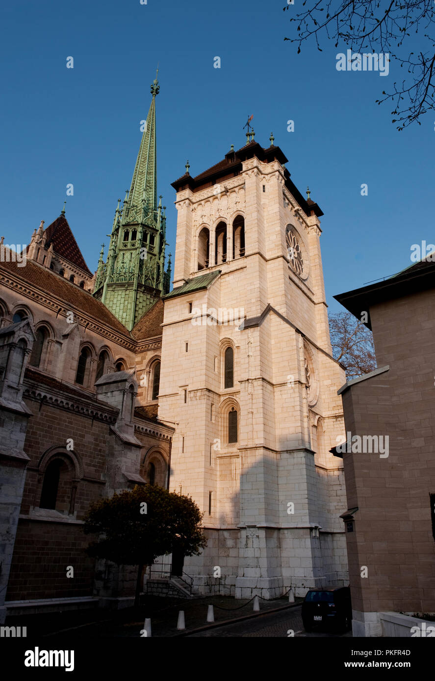Cathedral st pierre geneva 16th century hi-res stock photography and ...