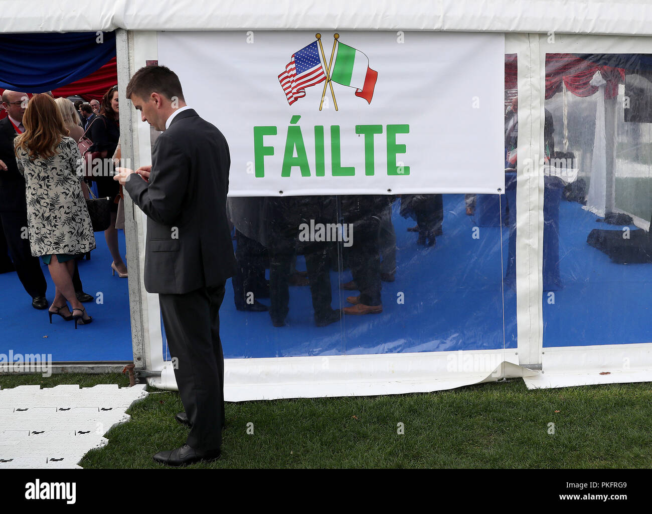 American embassy dublin hi-res stock photography and images - Alamy