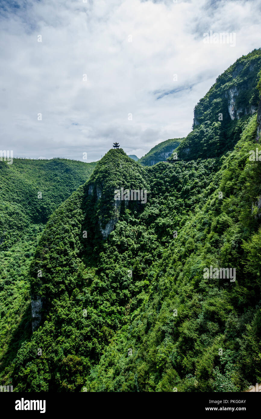 Yunyang mountain hi-res stock photography and images - Alamy