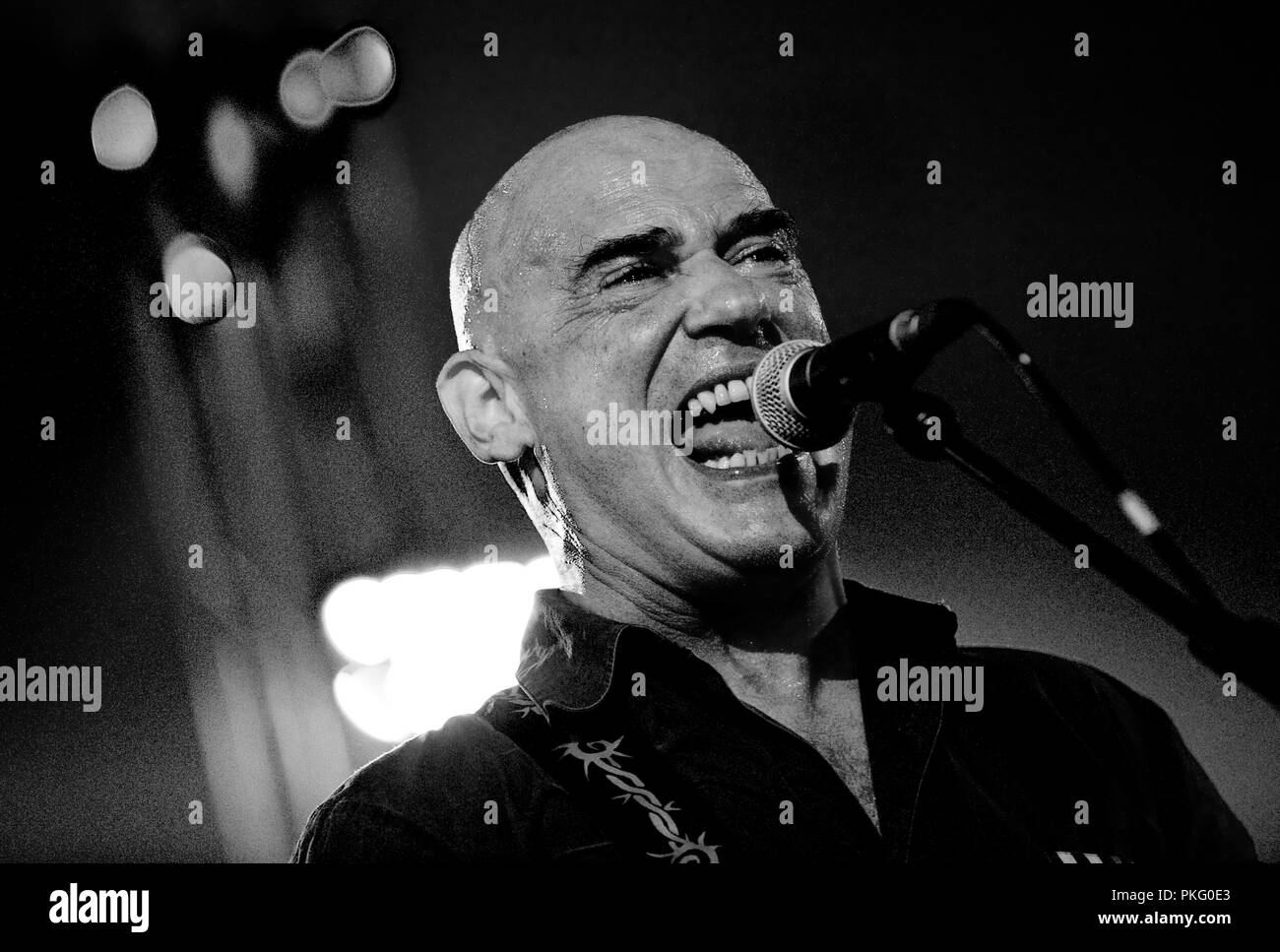 Musique punk hi-res stock photography and images - Alamy