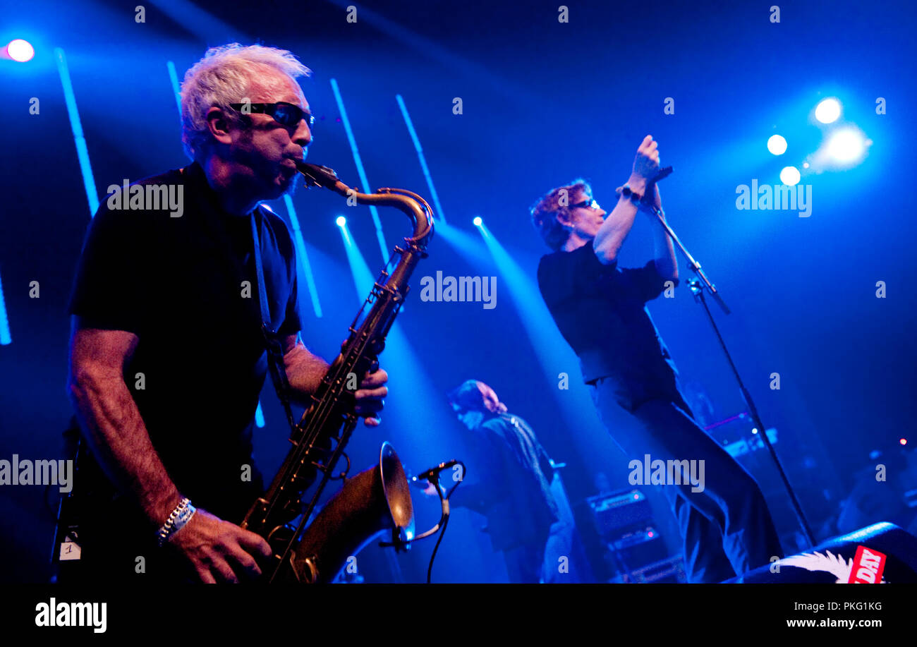 Richard butler psychedelic furs hi-res stock photography and images - Alamy