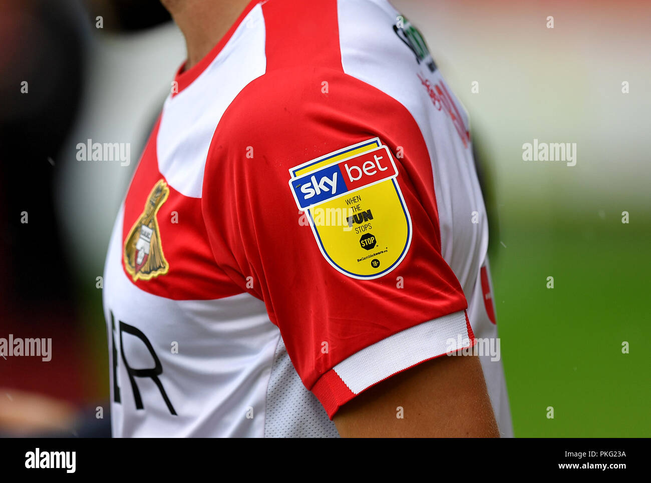Doncaster rovers logo hi-res stock photography and images - Alamy