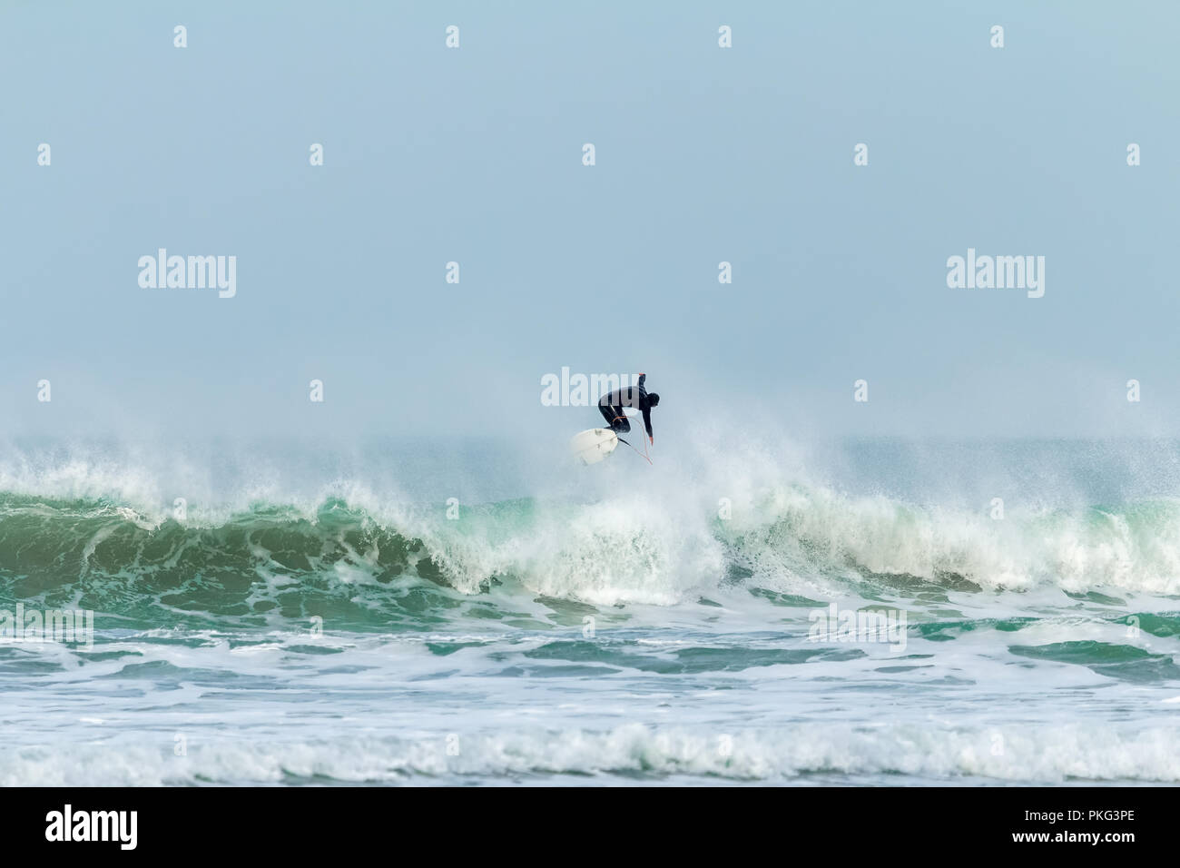 Wave jumping hi-res stock photography and images - Alamy