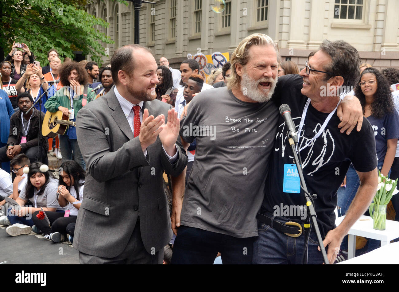 New York, NY, USA. 13th Sep, 2018. Corey Johnson, Jeff Bridges and ...