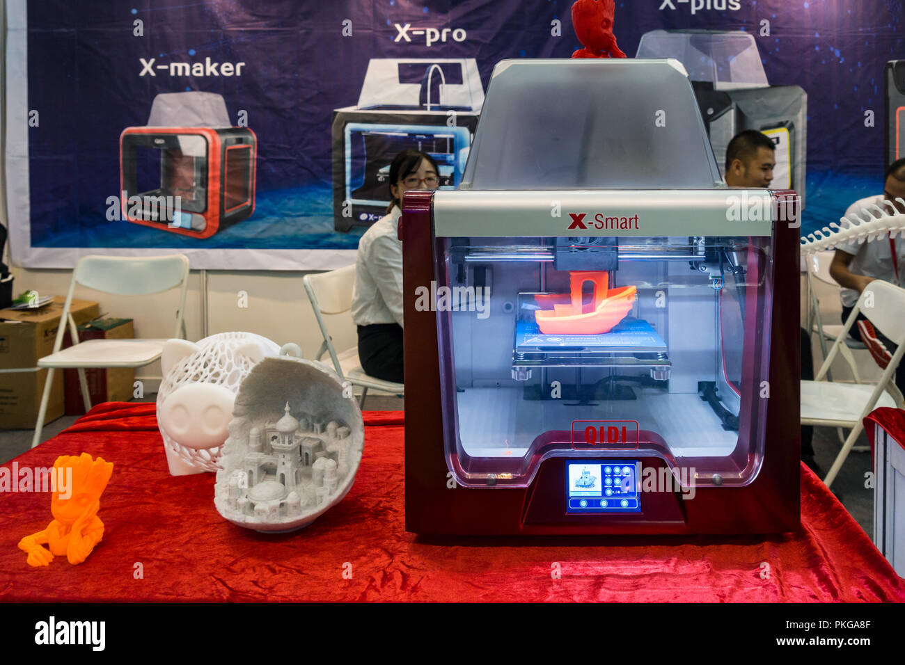 China 3d printer hi-res stock photography and images - Alamy