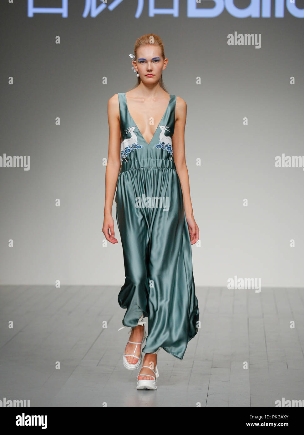 London, UK. 13th Sep 2018. London Fashion Week SS19 Bailuyu Catwalk ...