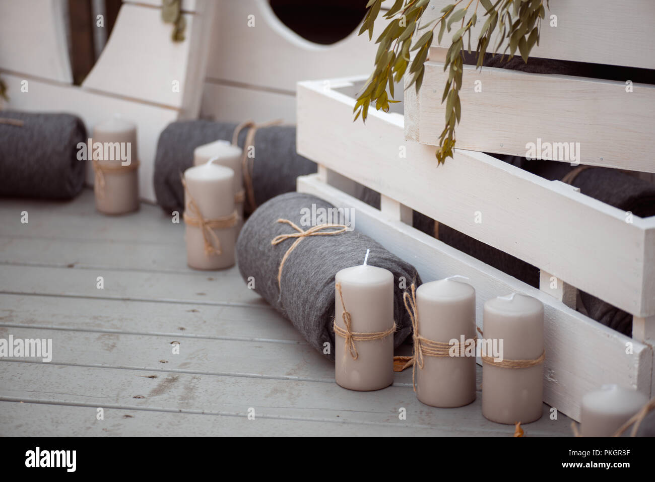 Vintage wooden cage hi-res stock photography and images - Alamy