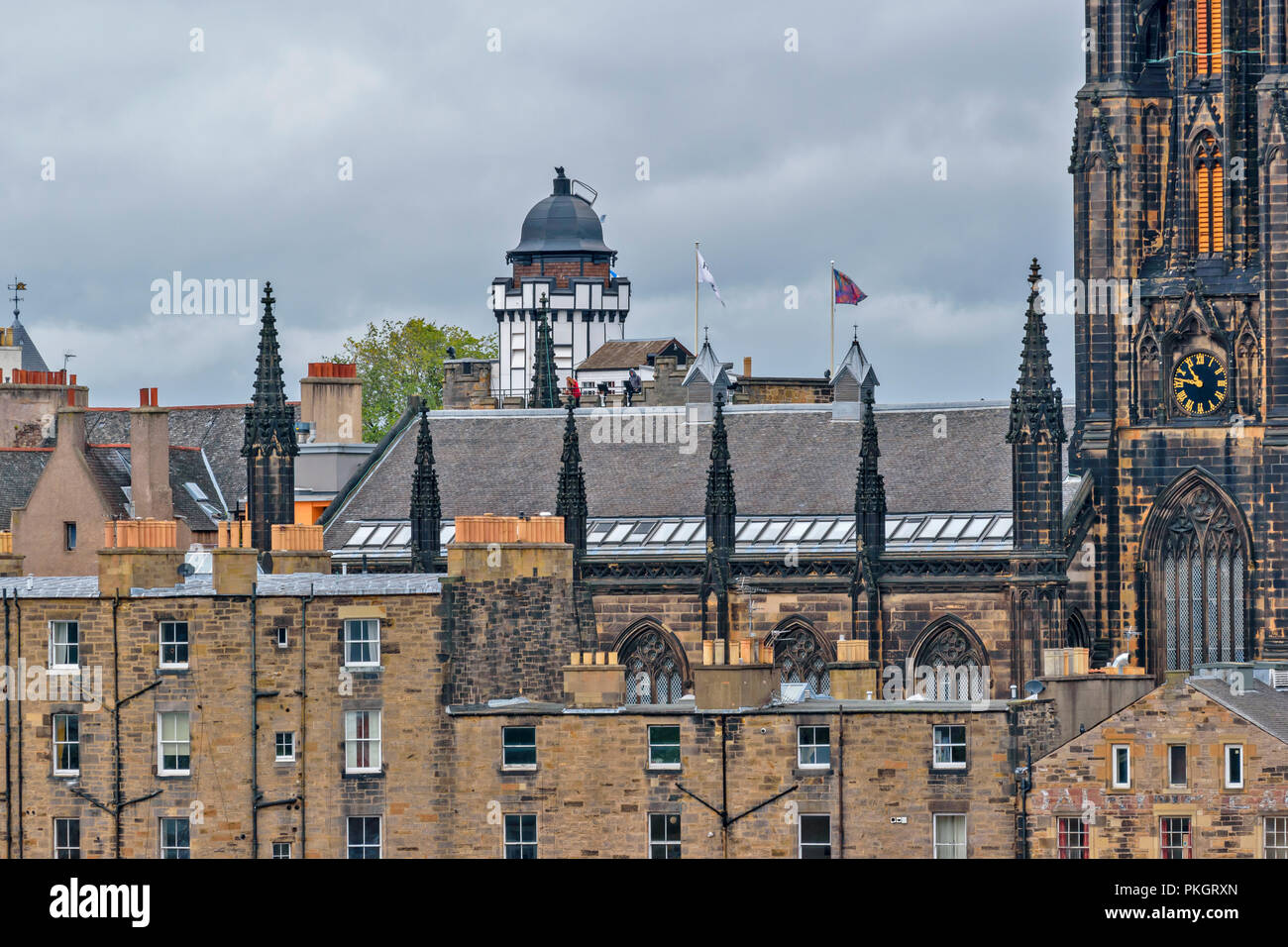 EDINBURGH SCOTLAND BUILDINGS OF EDINBURGH THE WHITE TOWER OF THE CAMERA ...