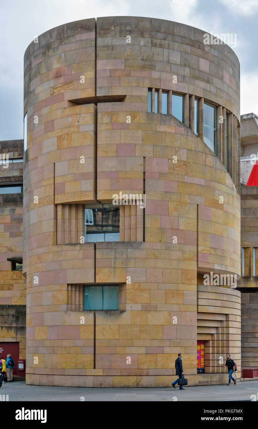 EDINBURGH SCOTLAND TOWER OF THE NATIONAL MUSEUM OF SCOTLAND Stock Photo ...