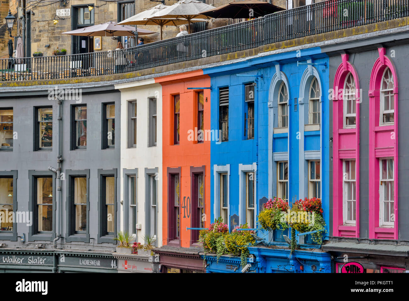 Scottish terrace houses hi-res stock photography and images - Alamy