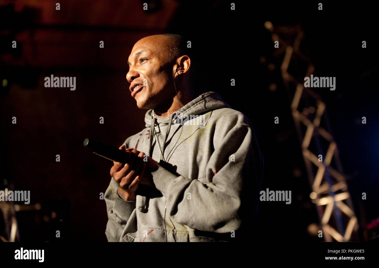 Radio 1 sessie hi-res stock photography and images - Alamy