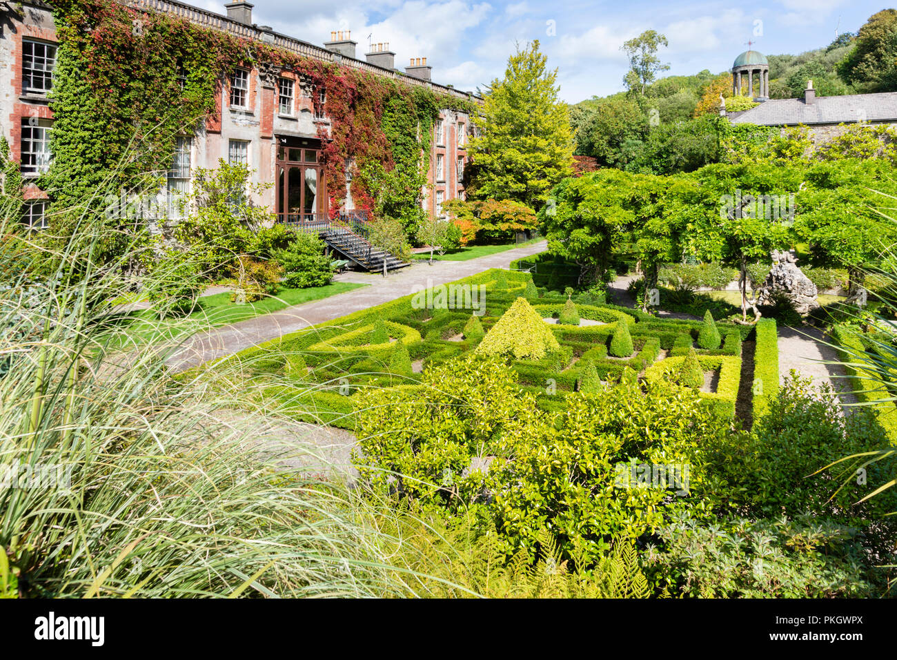 Bantry house ireland hi-res stock photography and images - Alamy
