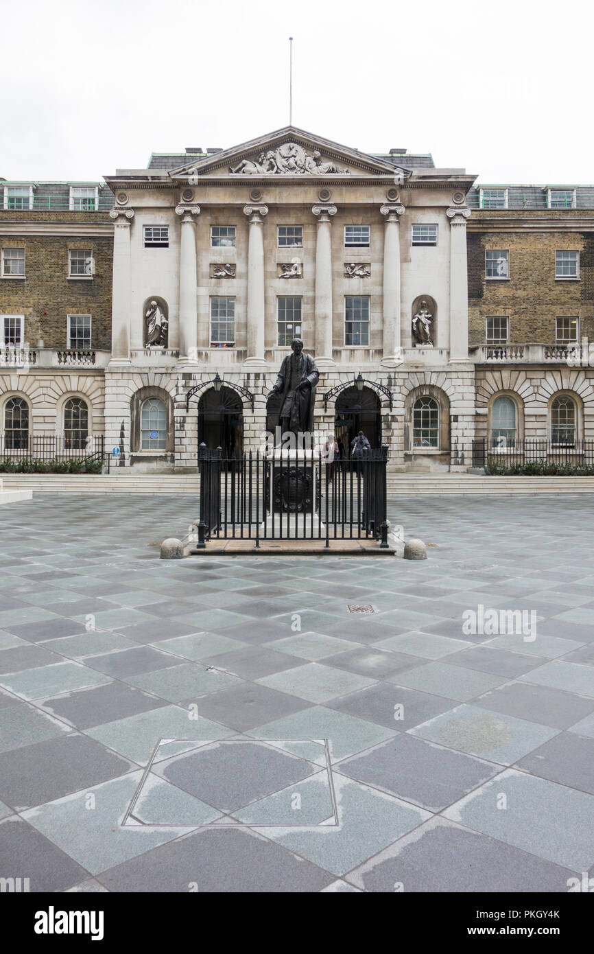 Guys and st thomas hospital hi-res stock photography and images - Alamy
