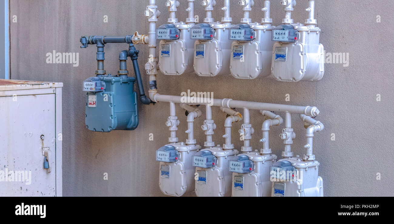 Smart meter readout hi-res stock photography and images - Alamy