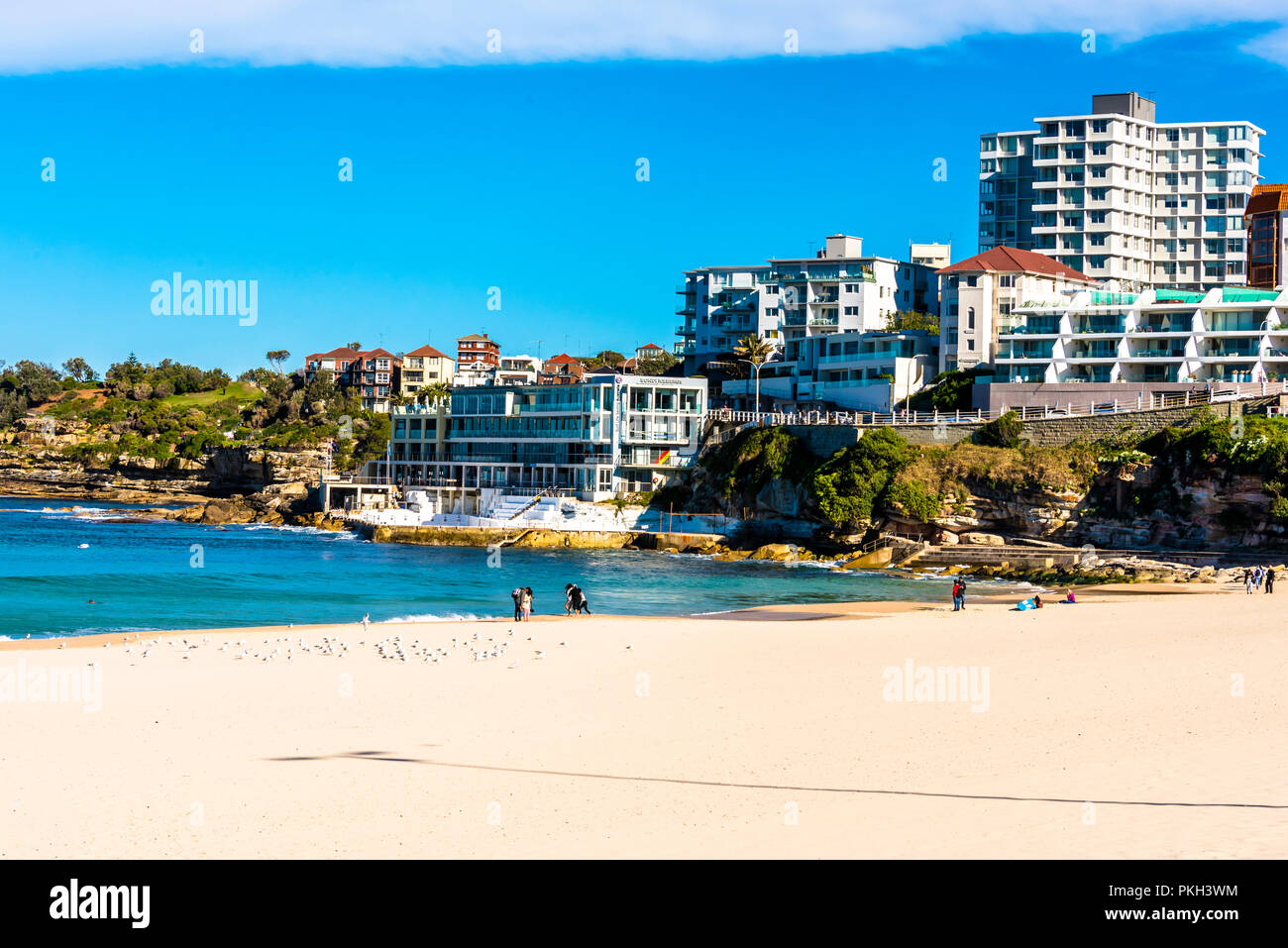 Bondi beach architecture hi-res stock photography and images - Alamy