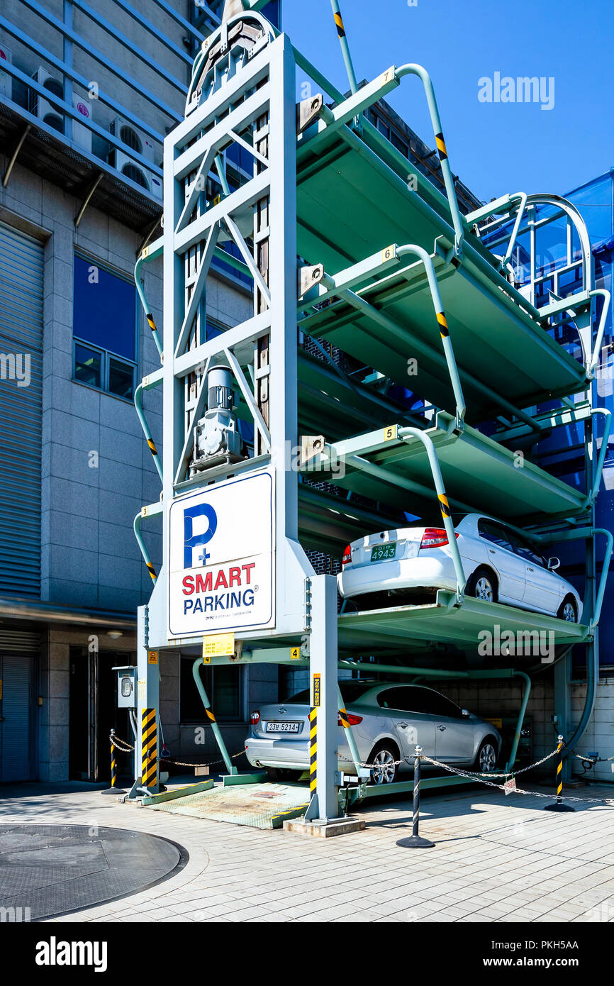 Car space optimization hi-res stock photography and images - Alamy