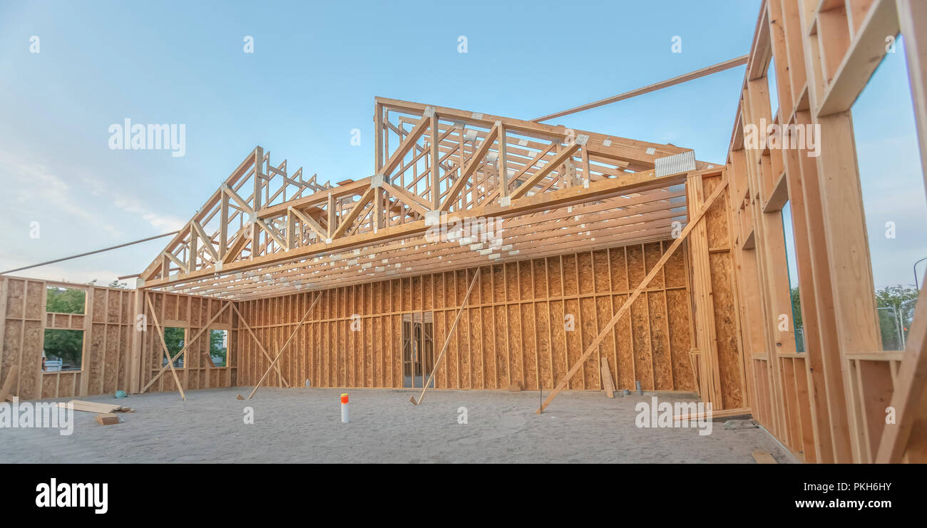Open area in construction zone building square Stock Photo - Alamy
