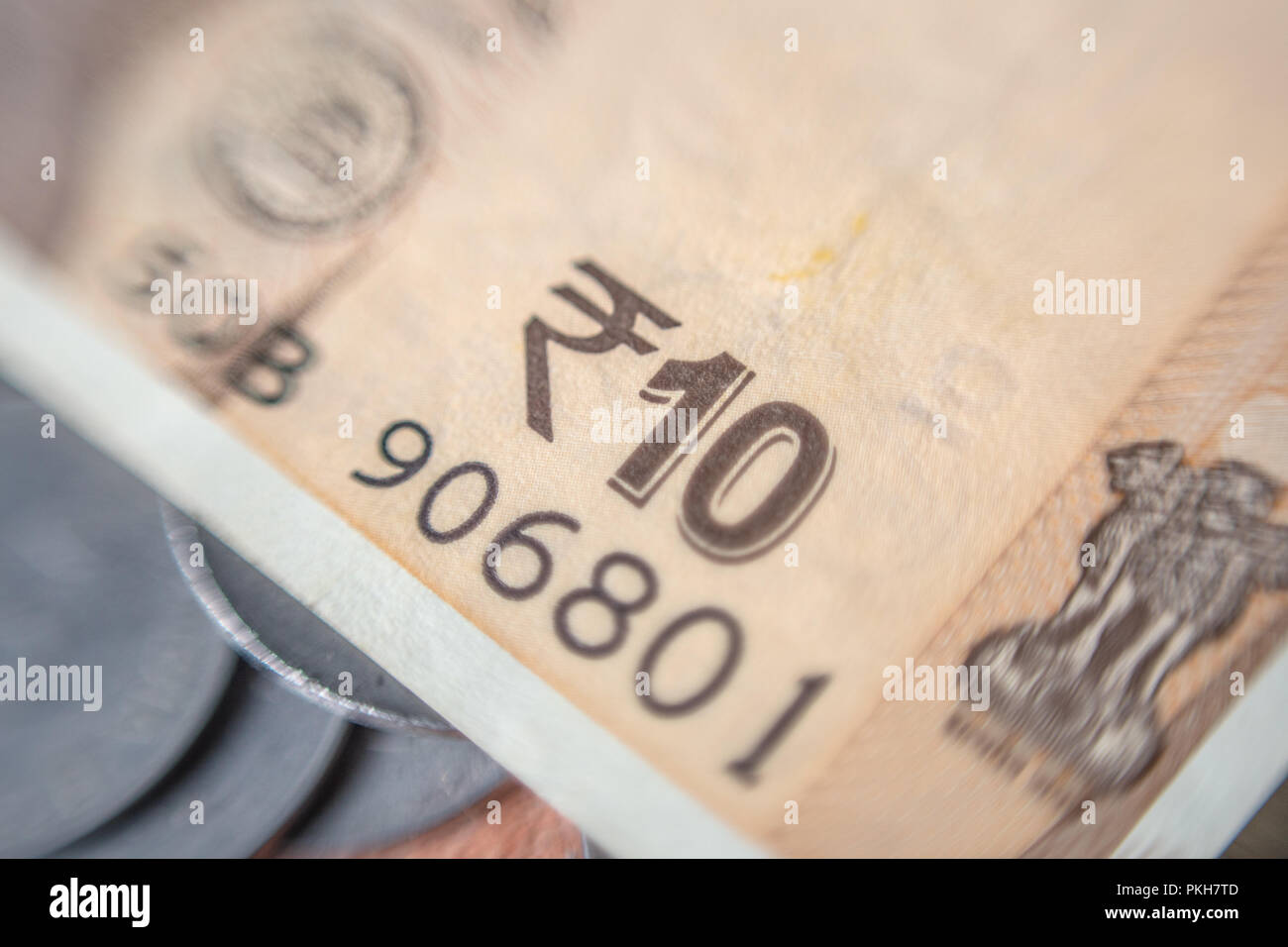 10 Rupee Indian banknote Stock Photo - Alamy