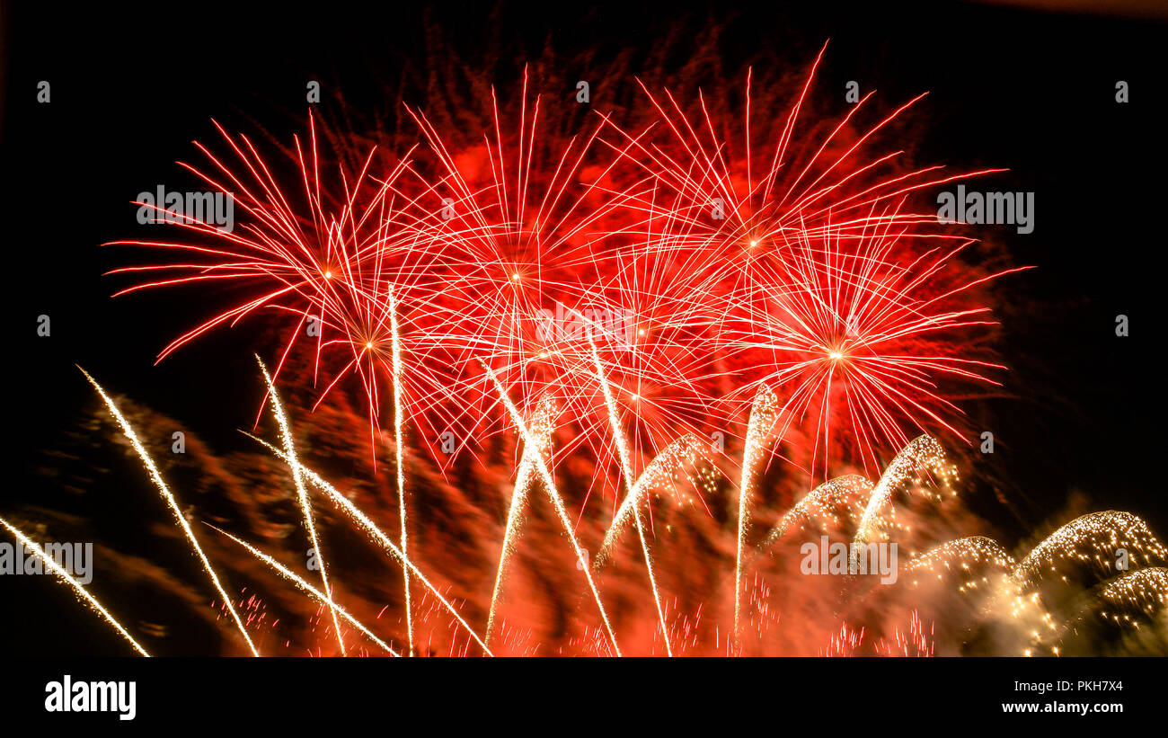 Fireworks explosion fire festival hi-res stock photography and images ...