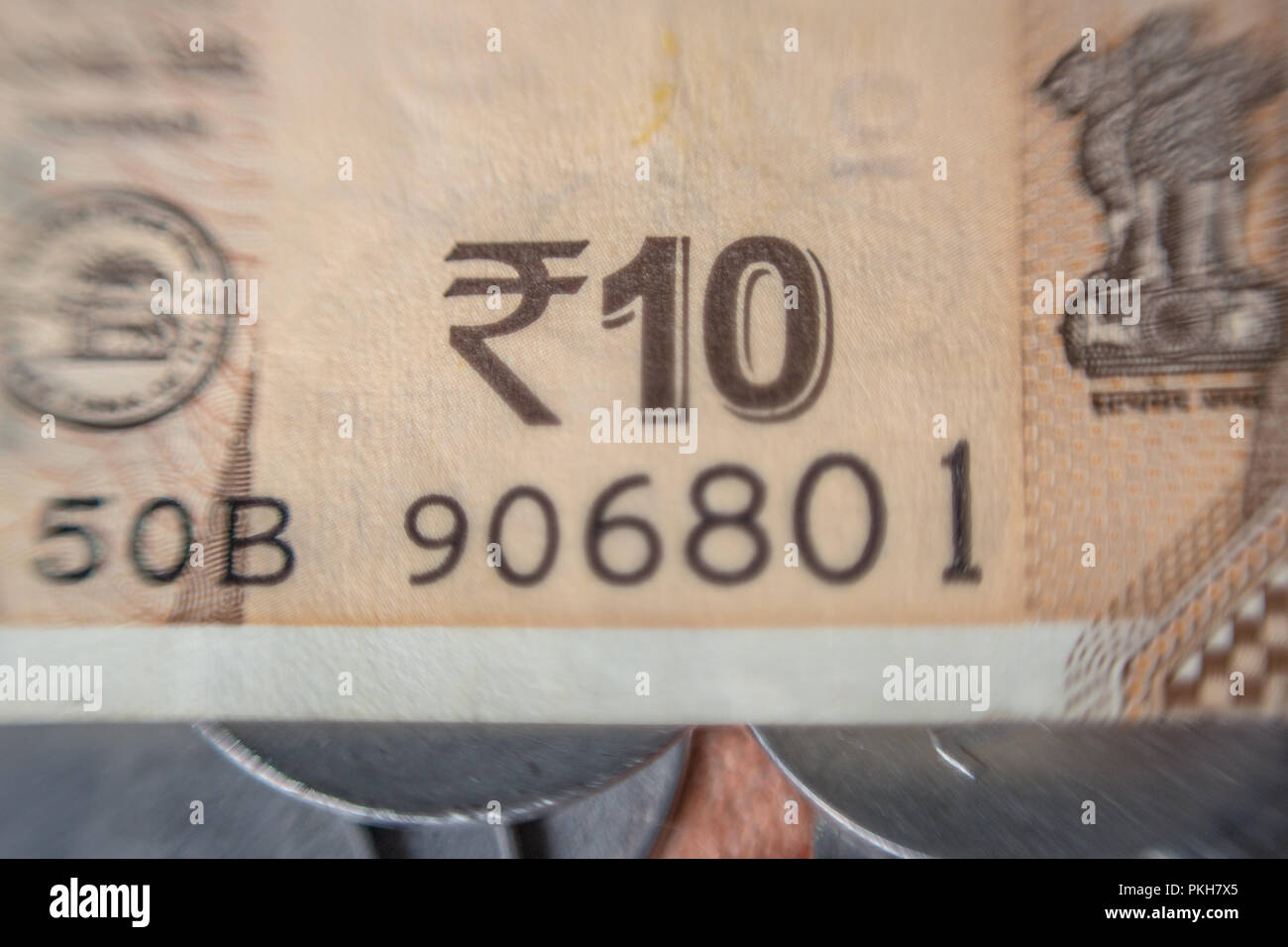 10 Rupee Indian banknote Stock Photo - Alamy