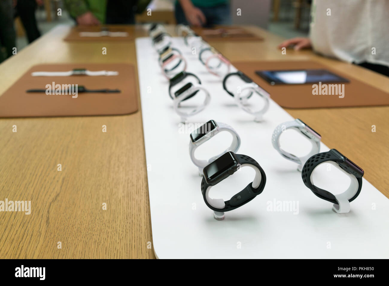 Inside the apple hi-res stock photography and images - Alamy