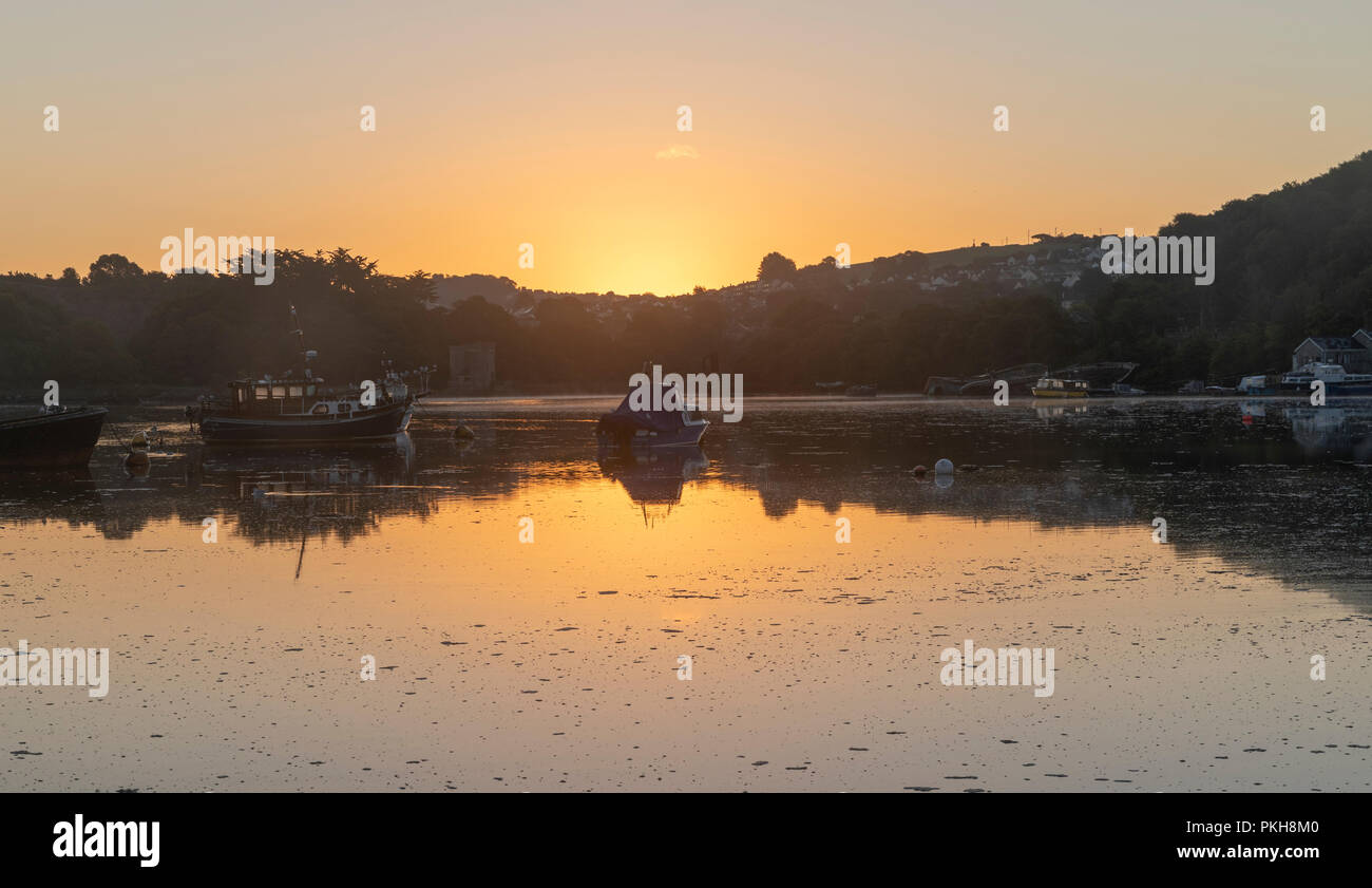 Sunrise of Hooe Lake, Plymouth Devon on arising tide Stock Photo - Alamy