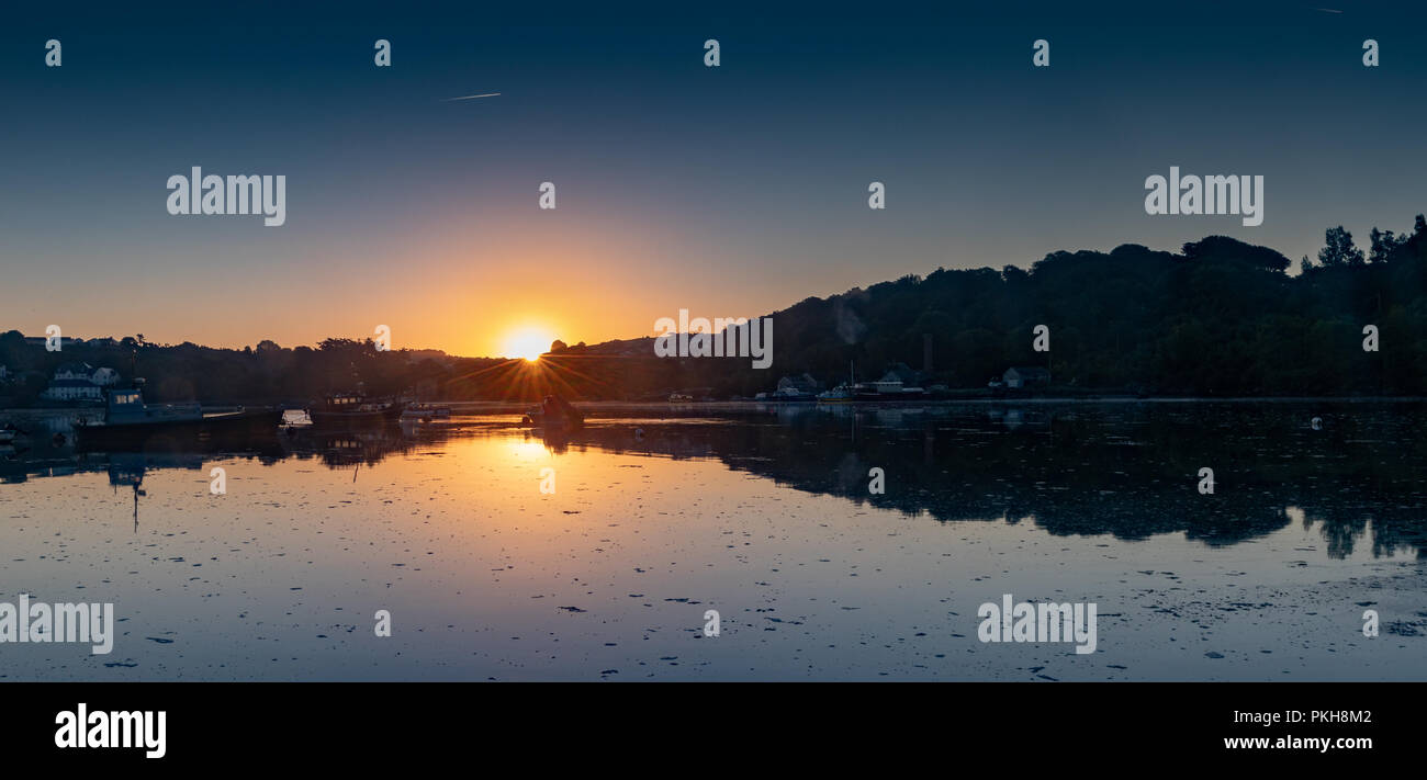 Sunrise of Hooe Lake, Plymouth Devon on arising tide Stock Photo - Alamy