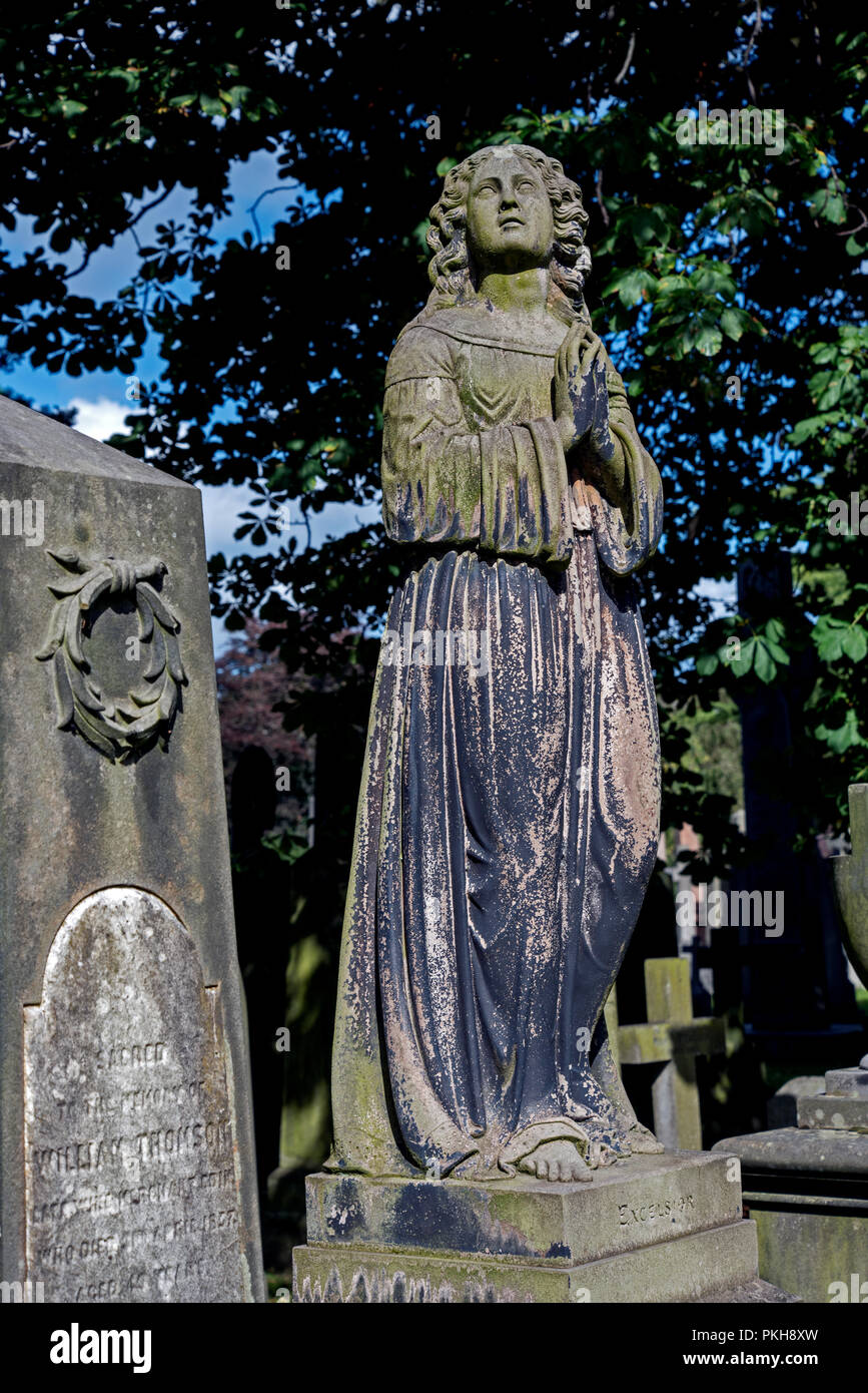 Victorian statue woman cemetery hi-res stock photography and images - Alamy