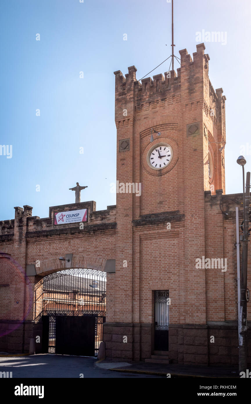 Antique 8 day clock hi-res stock photography and images - Alamy