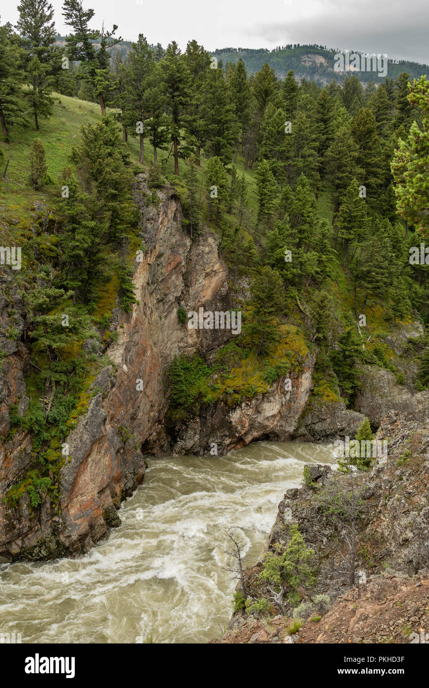 Hellroaring creek hi-res stock photography and images - Alamy