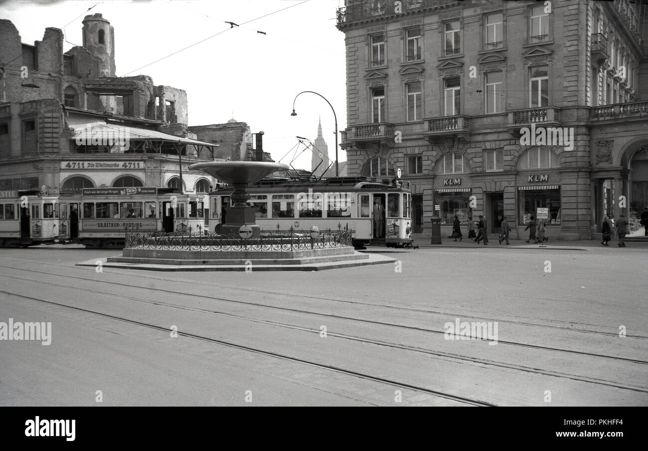 Trams 1950s hi-res stock photography and images - Alamy
