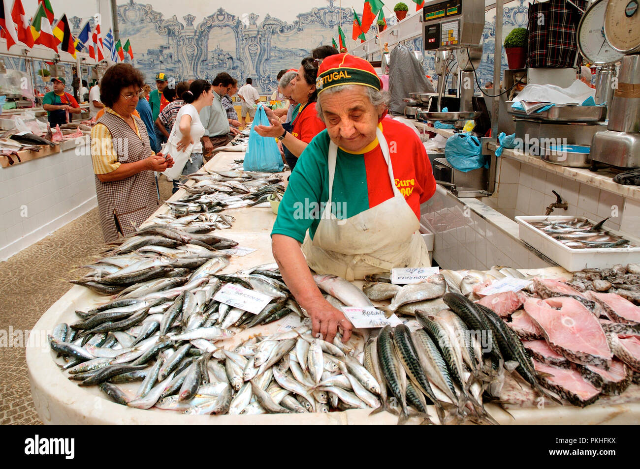 Mercado do Livramento (market). Setúbal, Portugal Stock Photo - Alamy