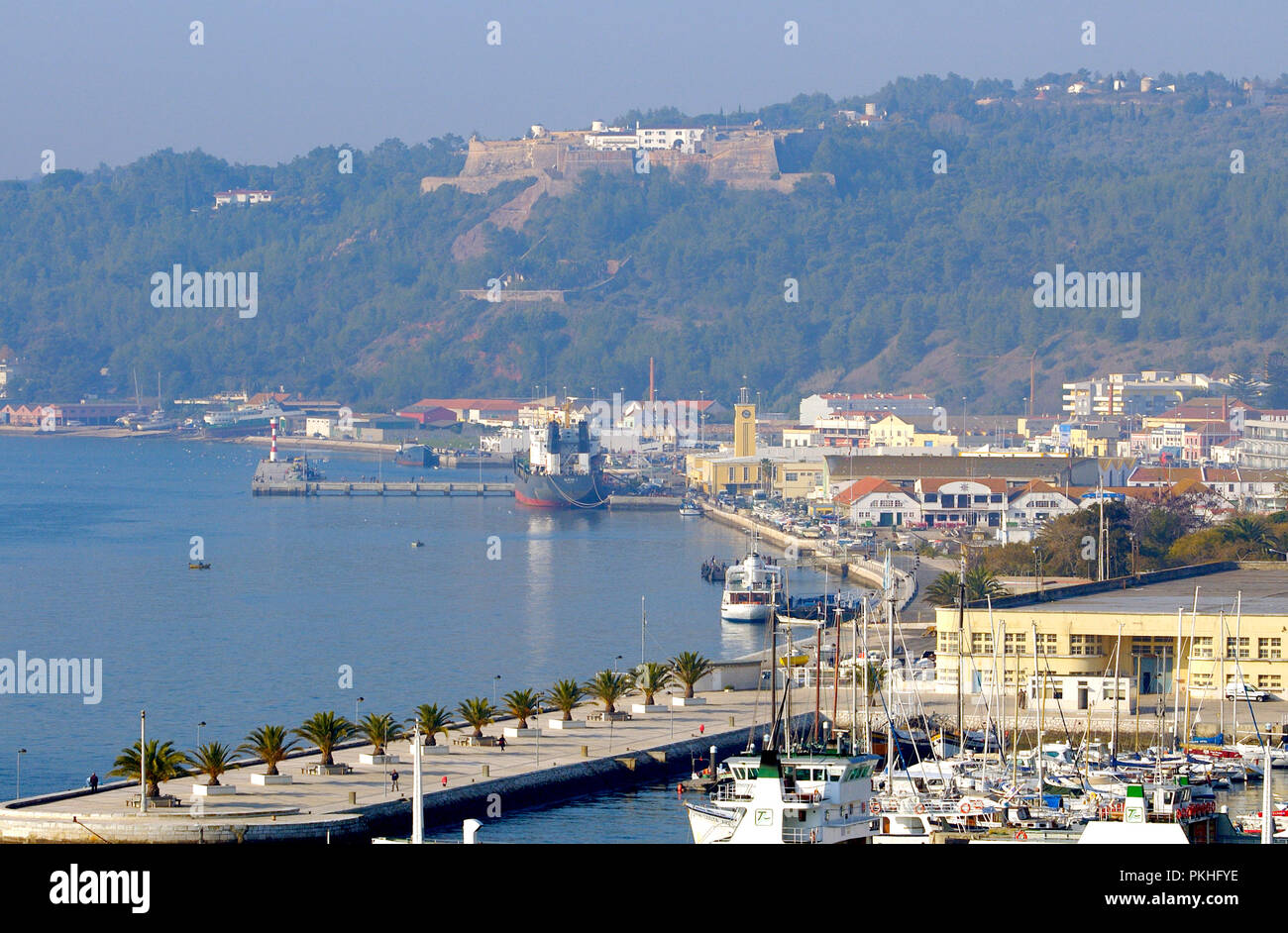 Marina of setubal hi-res stock photography and images - Alamy