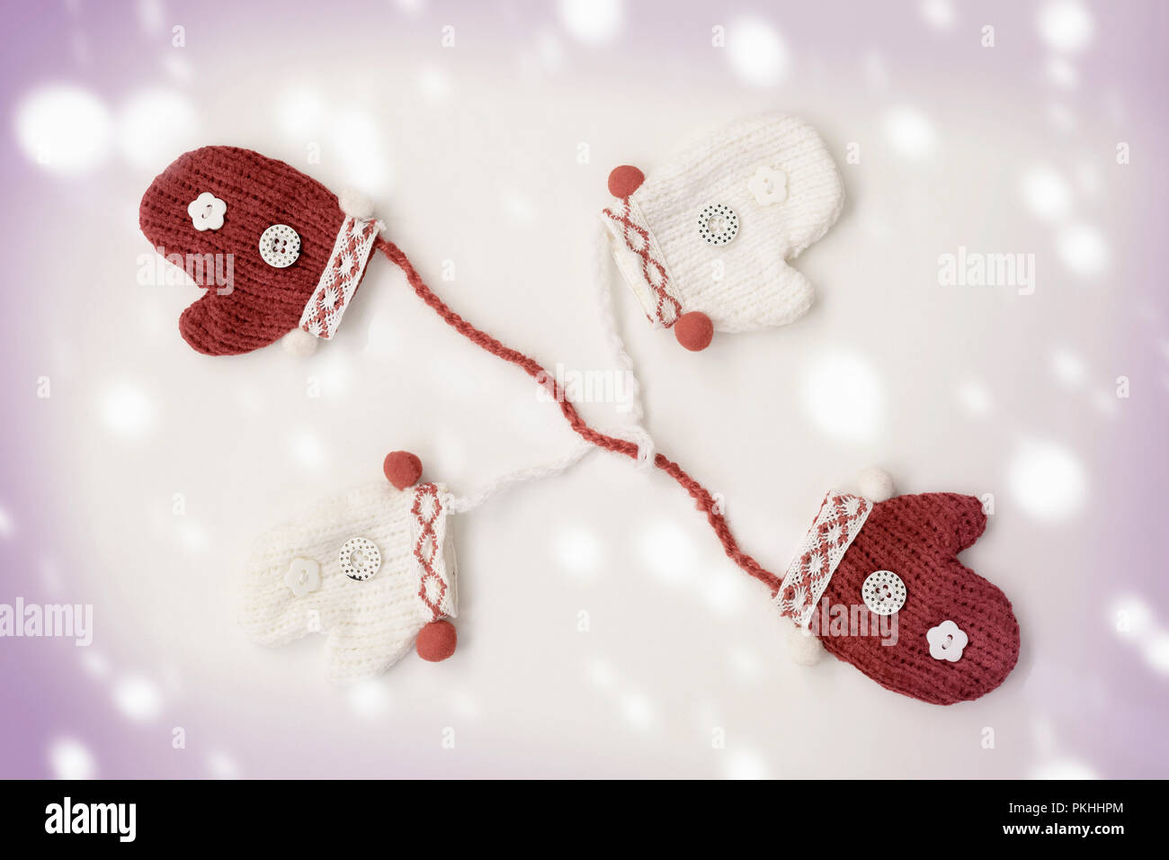 Snowflakes mitten hi-res stock photography and images - Alamy
