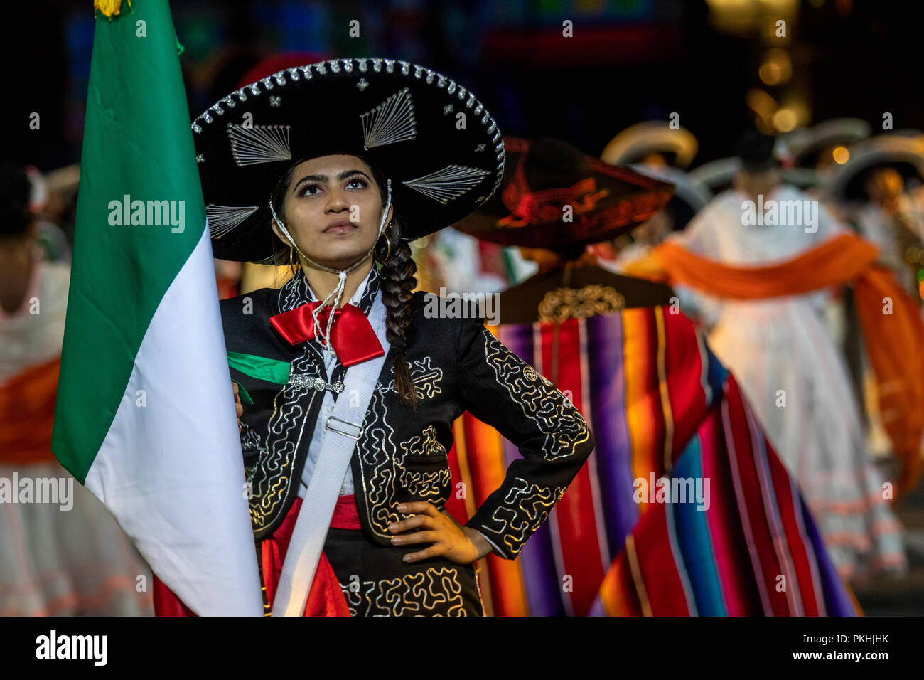 Mexican national costume hi-res stock photography and images - Alamy