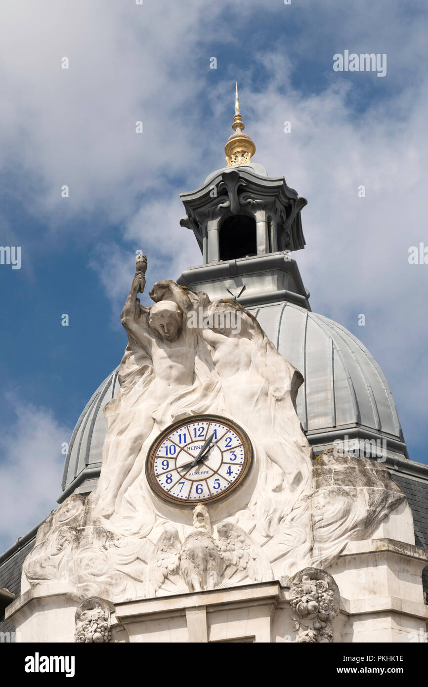 Poste building hi-res stock photography and images - Alamy