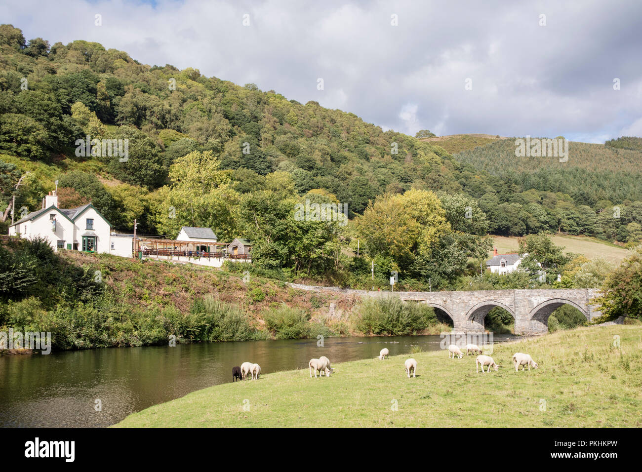Riverside villages hi-res stock photography and images - Alamy