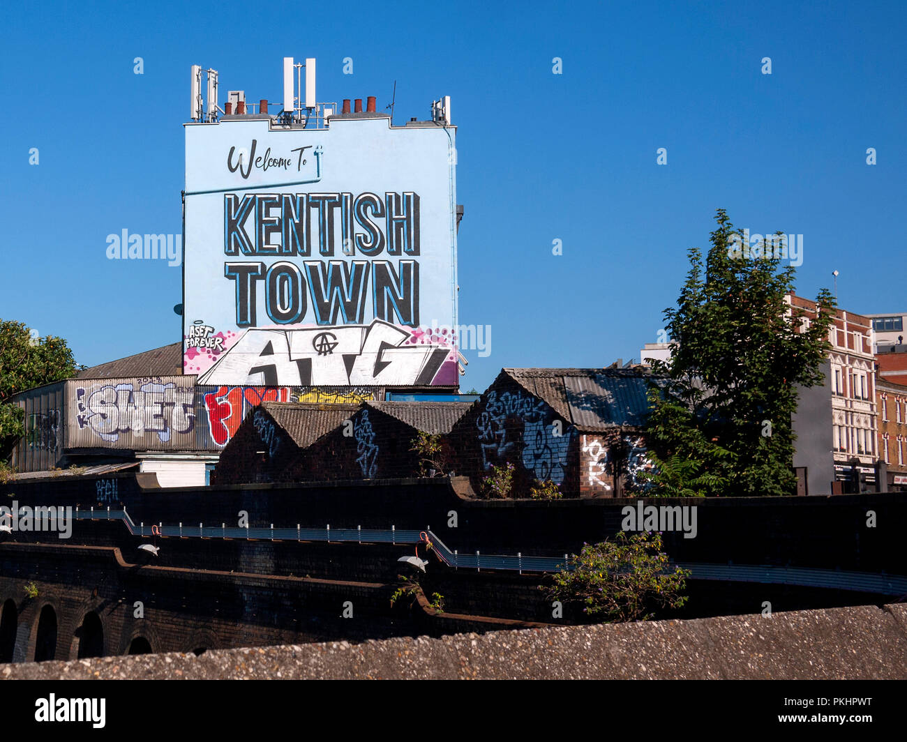 Welcome to Kentish Town sign on building Stock Photo - Alamy