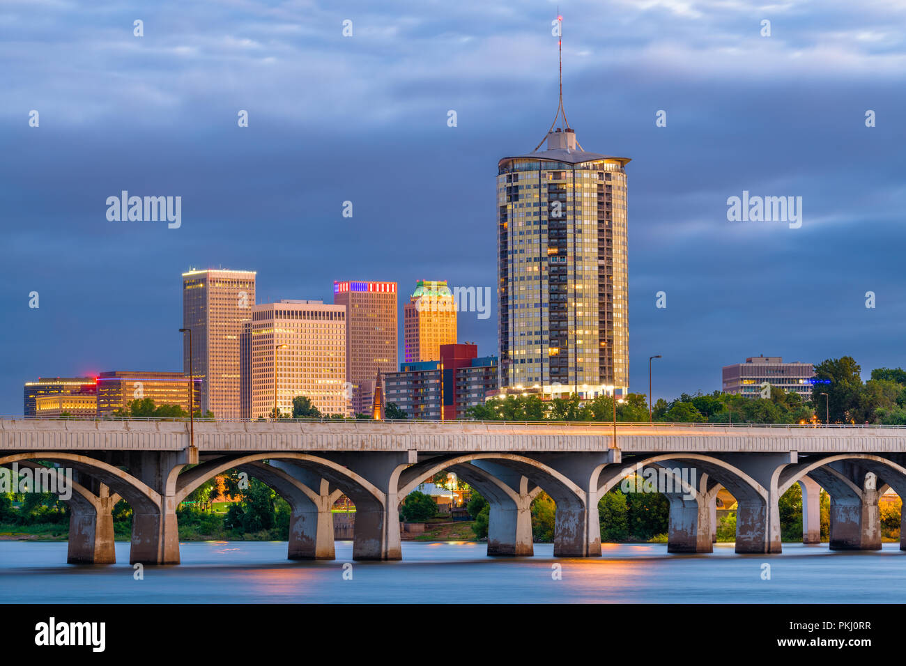 Tulsa skyline hi-res stock photography and images - Alamy